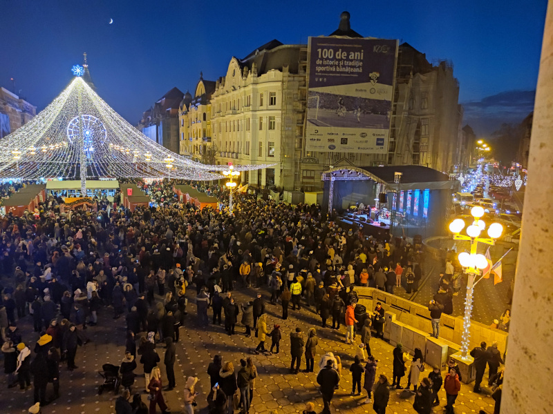 S a deschis Târgul de Crăciun de la Timișoara cu shaorma, prețuri ...