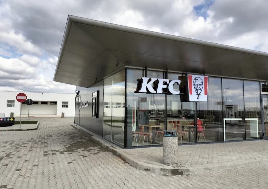 Premieră în România! KFC a deschis primul fast food Drive Thru pe ...